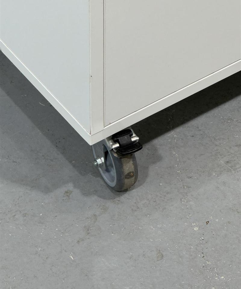 Säilytys lipasto rullilla, valkoinen (2 kpl) - 💰 Tavara Rahaksi